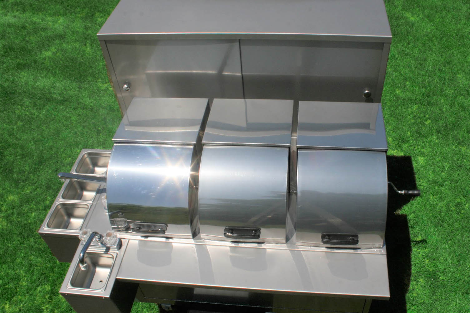 Tasty Tracks Hot Dog Stand - Food-Cart